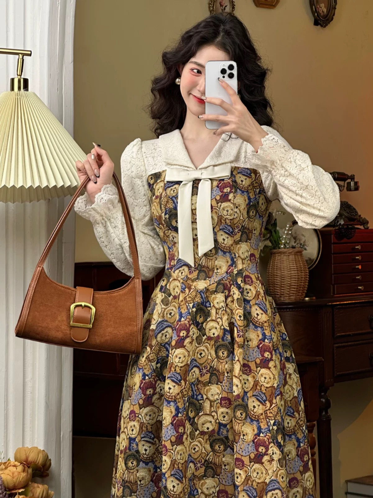 Mrs. Xiao's new French lace splicing lace-up waist skirt temperament j ...